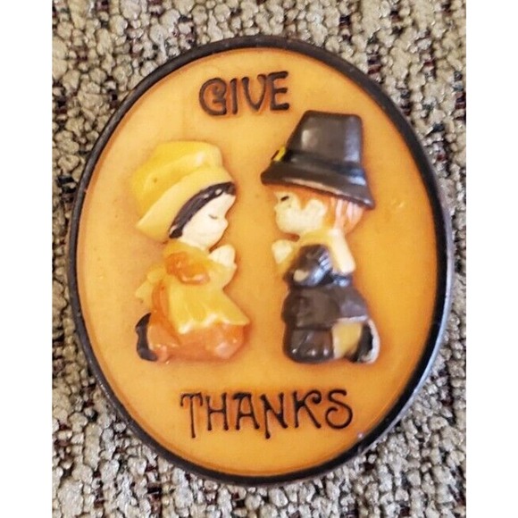 Pilgrim | Jewelry | Vintage Pilgrim Couple Give Thanks Pin Brooch 5 ...